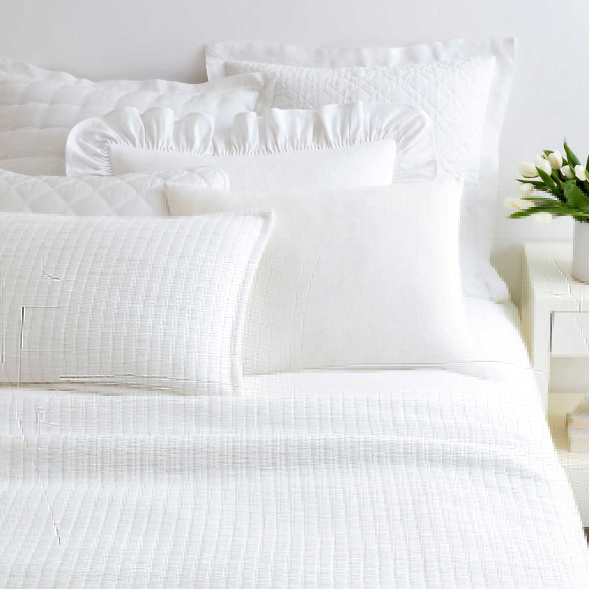 Boyfriend White Matelassé Coverlet - King | Soft & Contemporary ...