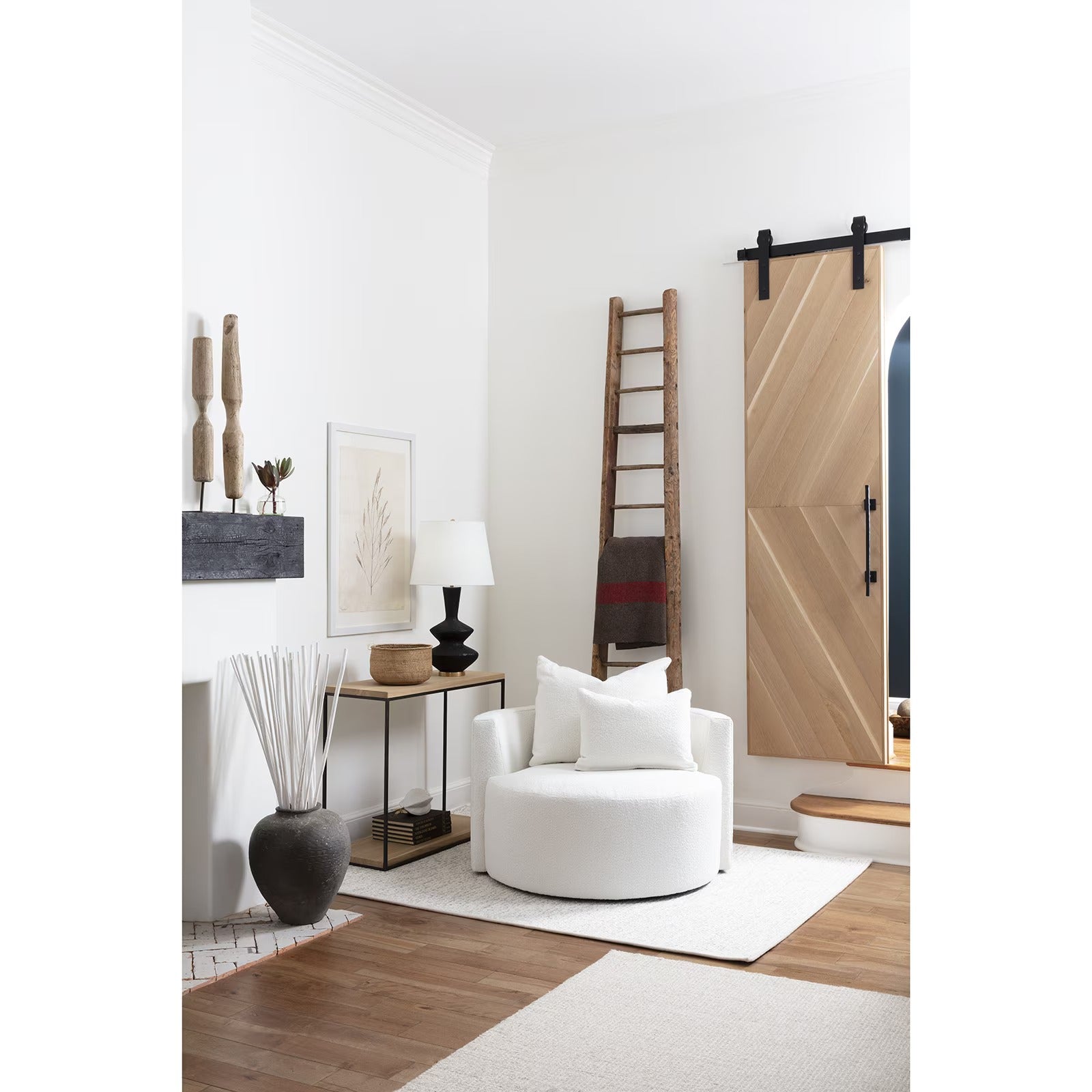 Poe Metal Table Lamp (Black) – Outrageous Interiors and Design